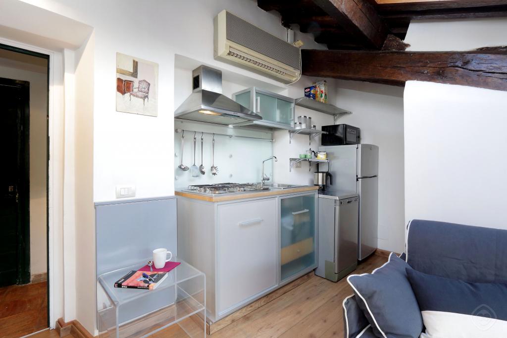 Trevi Fountain III Apartment Rome | Trevi Fountain Area